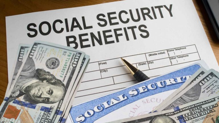 Social Security in 2025: This is the average check for middle-class ...