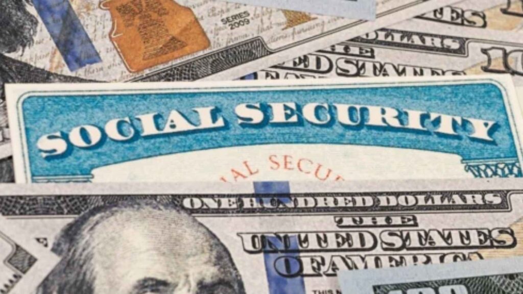 Social Security's 2026 raise may set records but retirees could still ...