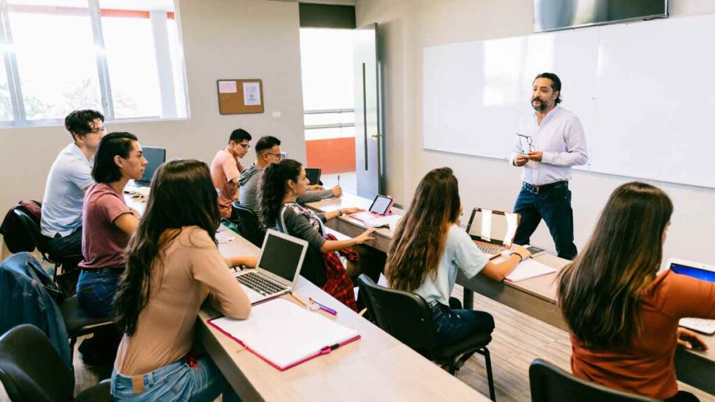 Formación Profesional: esta es la FP más sencilla y con más ...