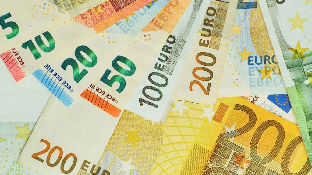 Giro de 180 grados: el Banco de España zanja las dudas sobre el adiós ...