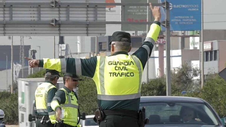 La DGT activa 17 nuevos dispositivos de velocidad: no sirve de nada ...